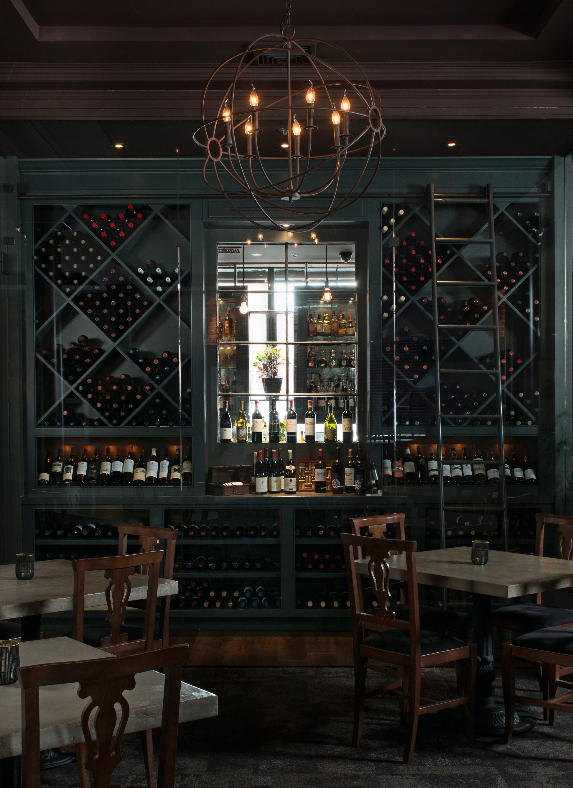 Checkers Bistro – AKInteriorDesign